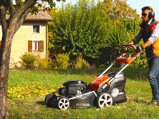 Oleo-Mac: Products for the care of Green Areas - Oleo-Mac